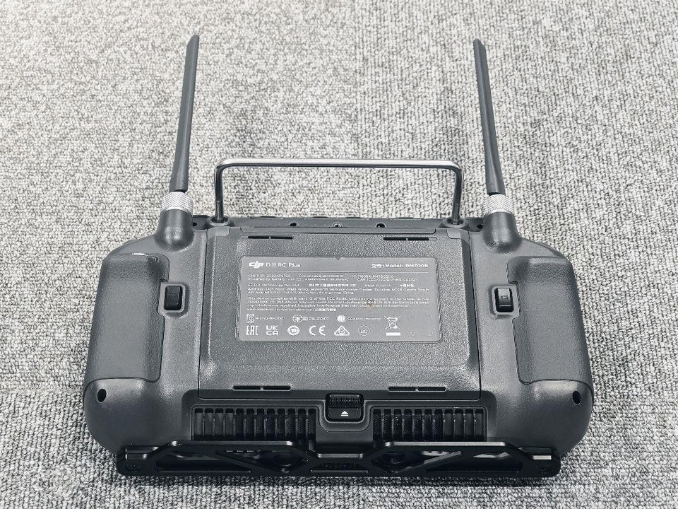 Dji Rc Plus Remote Controller With Monitor For Mavic 3 Classic ...