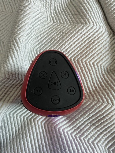 CLEVER BRIGHT WIRELESS BLUETOOTH SPEAKER WITH 7 PATTERN LED LIGHTS | eBay