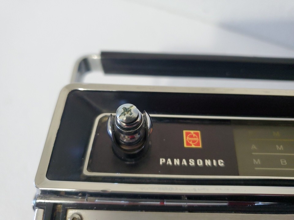 Vintage Panasonic Radar Matic FM/AM/MB Transistor Radio - Model RF-880 ...