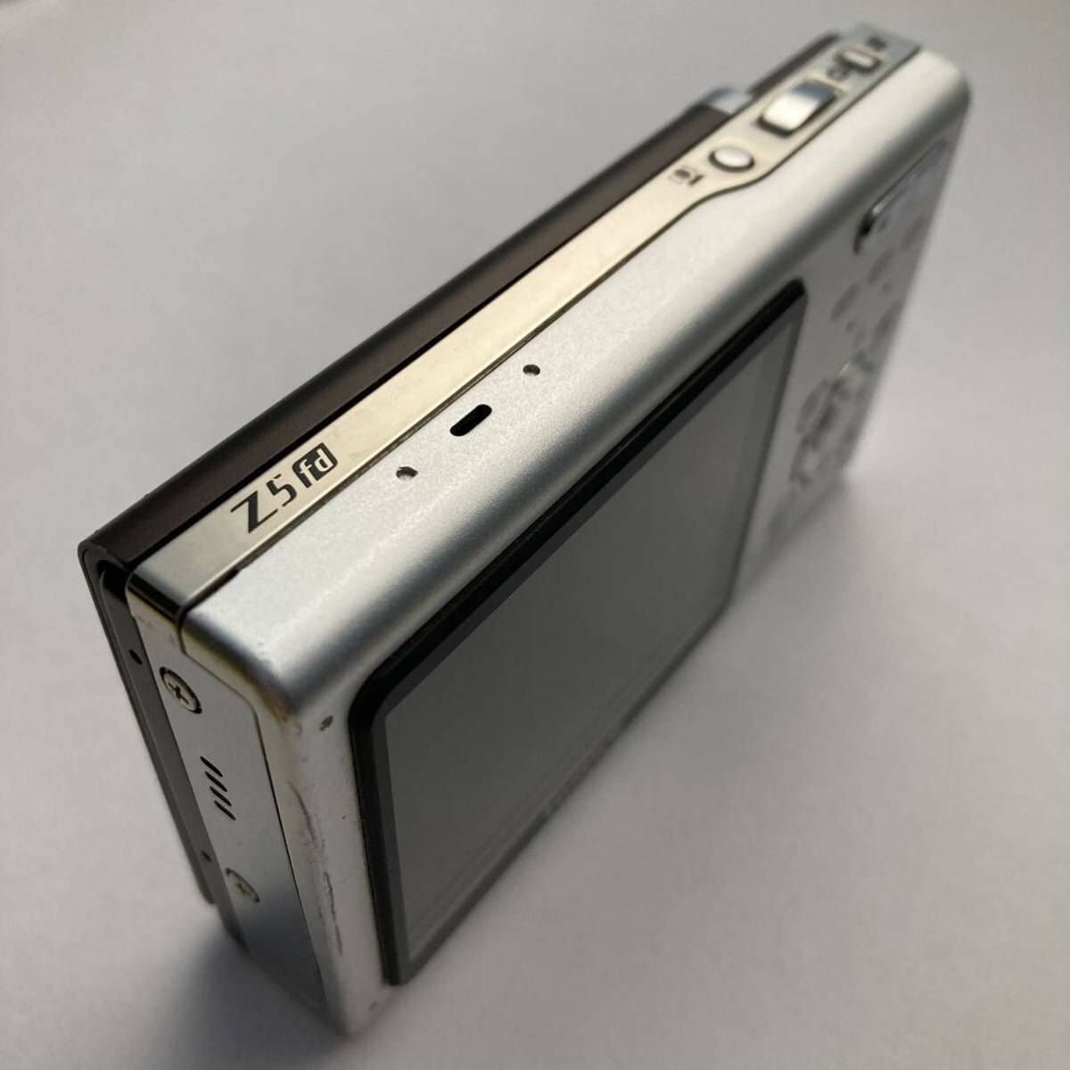 Fujifilm FinePix Z Series Z5fd 6.3MP Digital Camera Mocha brown from ...