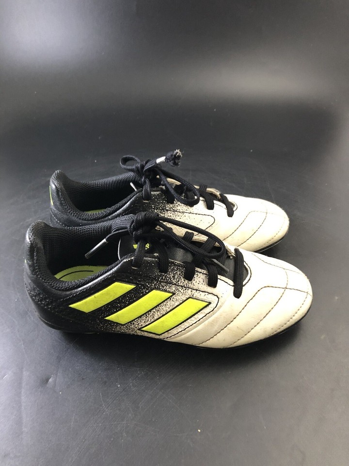 ADIDAS GIRLS/BOYS SOCCER SHOES SZ. 13k Ve9 | eBay