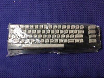 NEW Vintage Commodore C16 Keypad NOS 251798-01 1784 1027 All Gray Key ...