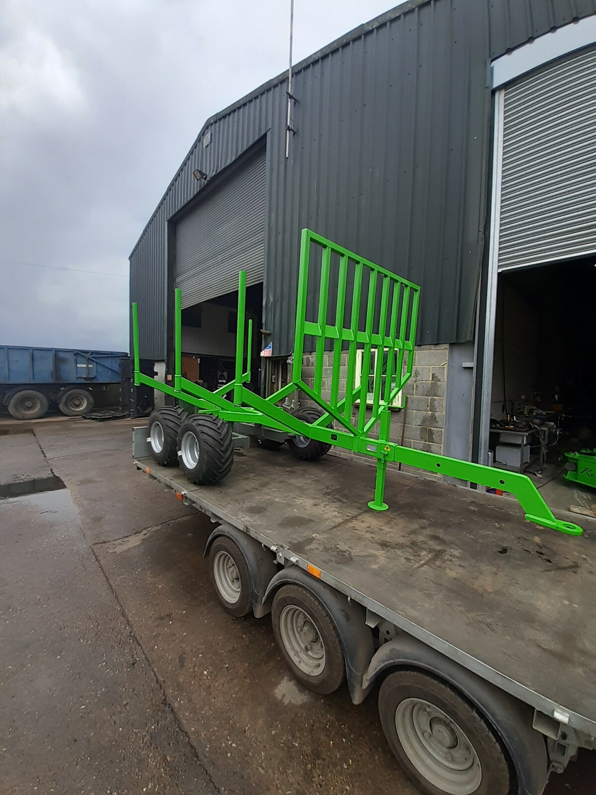 3t telescopic timber trailer including flotation tyres - Optional ...