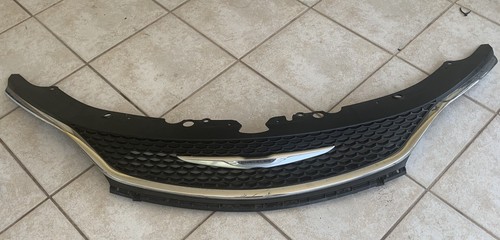 15 - 17 Chrysler 200 Sedan Upper Grille Assembly with Emblem OEM ...