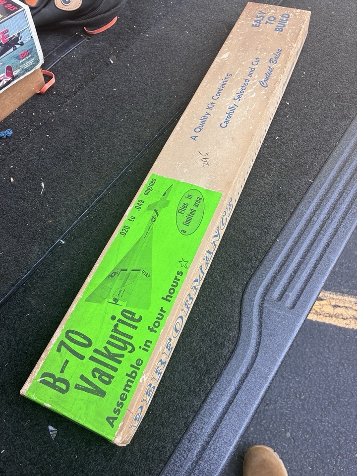 Competition B-70 Valkyrie Cox .020 .049 Balsa R/c Free Flight Model ...