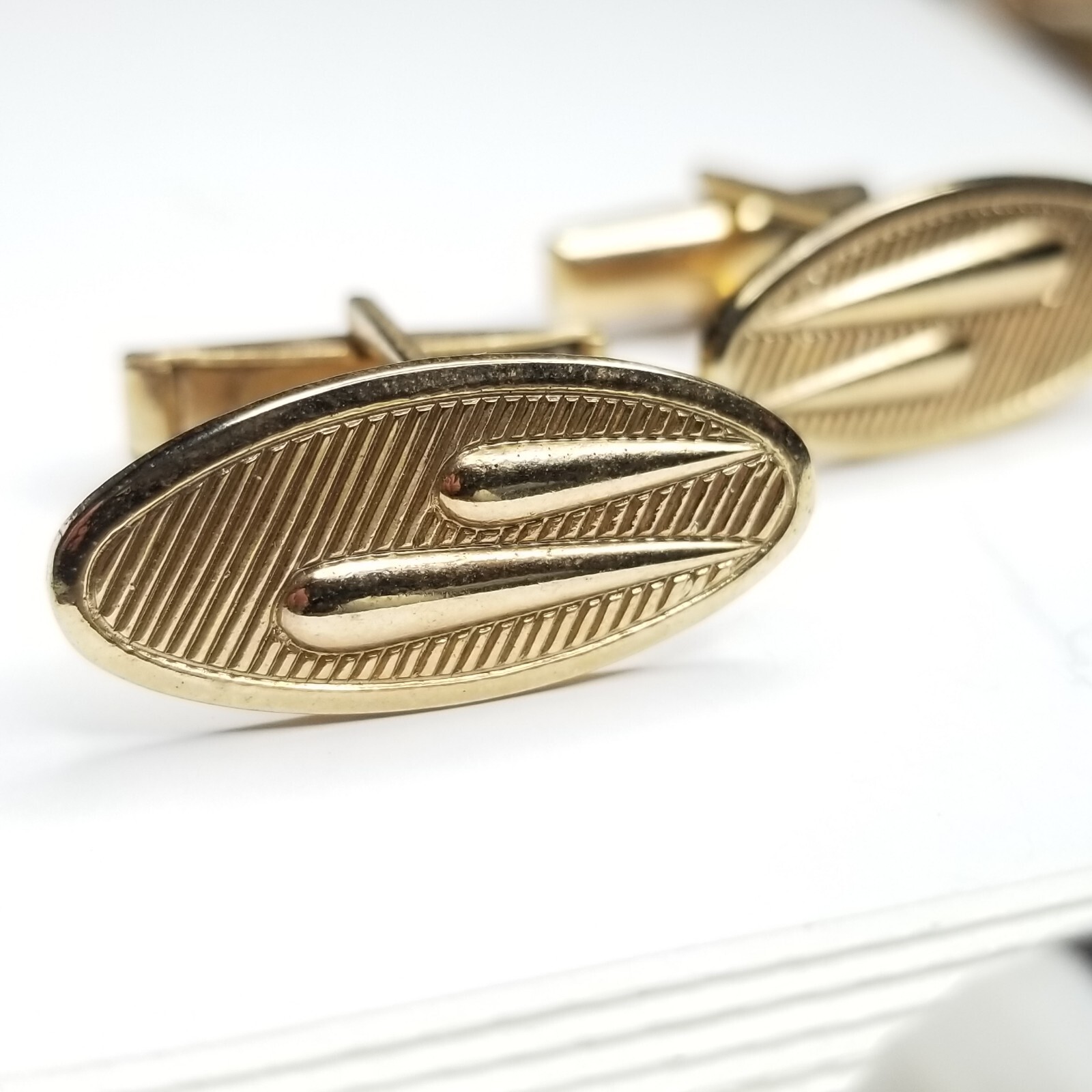 Antique Faint Gold-tone bullet-back "pat pend." cuffl… - Gem