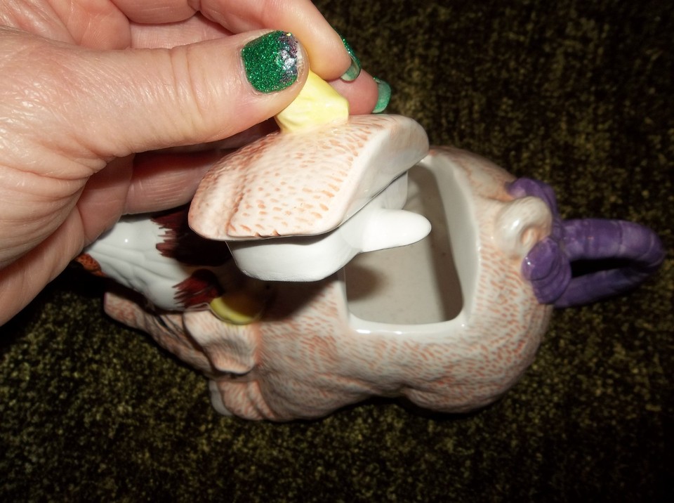 Ceramic Pig Tea Pot Teapot Collectible Hen Chicken on Top CUTE | eBay
