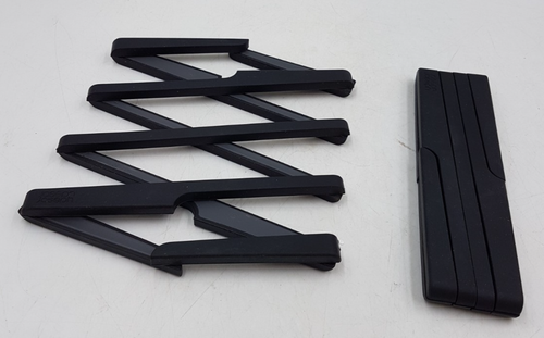 Joseph Joseph Trivet Stretch Folding Silicone Trivet Hot Pots Pans ...