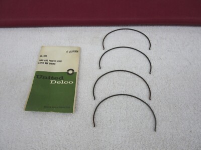 NOS 1948-1967 Muncie 4-Spd. Third & Fourth Speed Clutch Key Springs (4 ...
