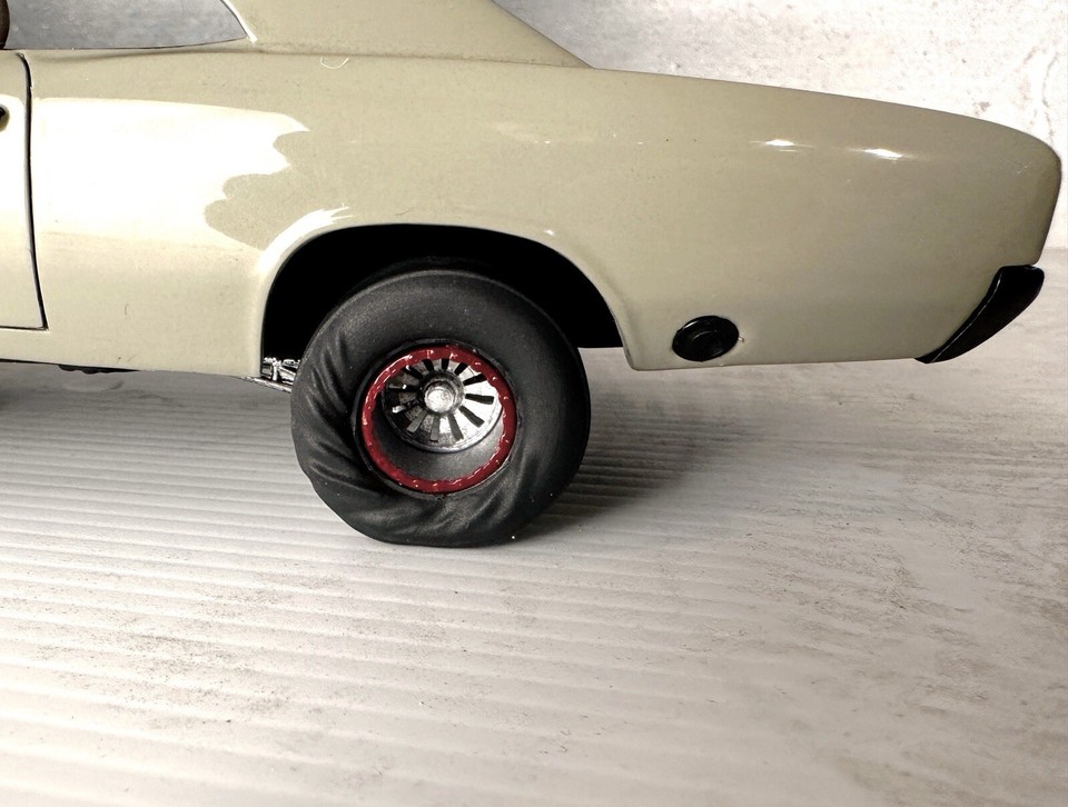 1/25 Wrinkle Wall Drag Slicks With Wheels | eBay