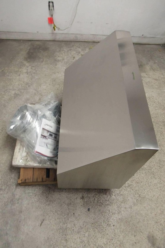 Thermador Professional Series 36" 3 Speed ProStyle Canopy Wall-Mount ...