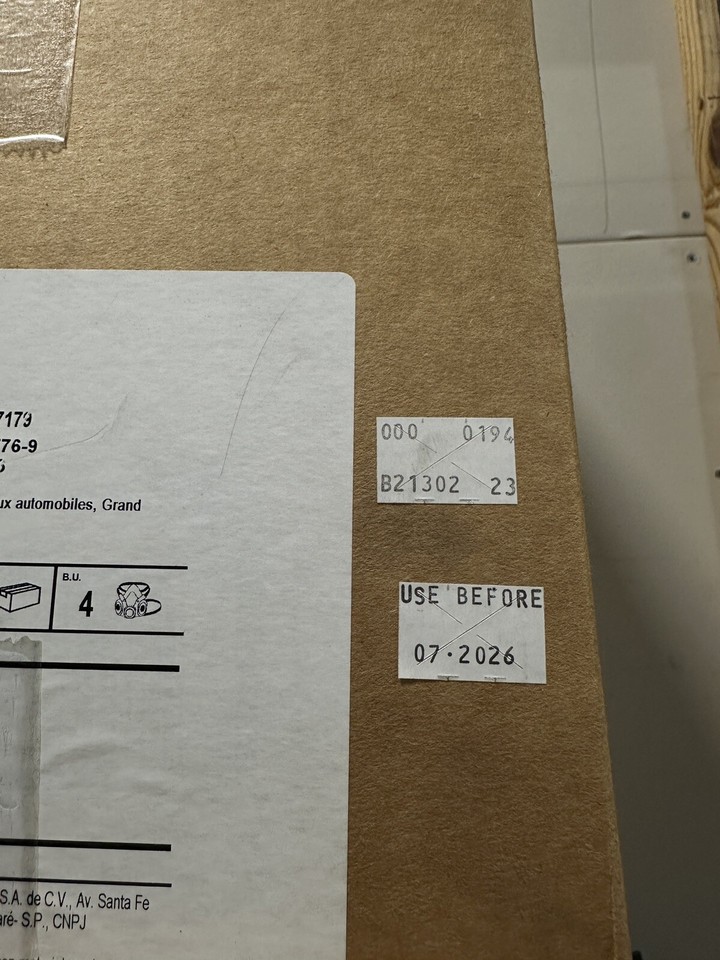 3M 07179 Automotive Paint Spray Respirator Large OV/P95 Exp. 07/26 | eBay