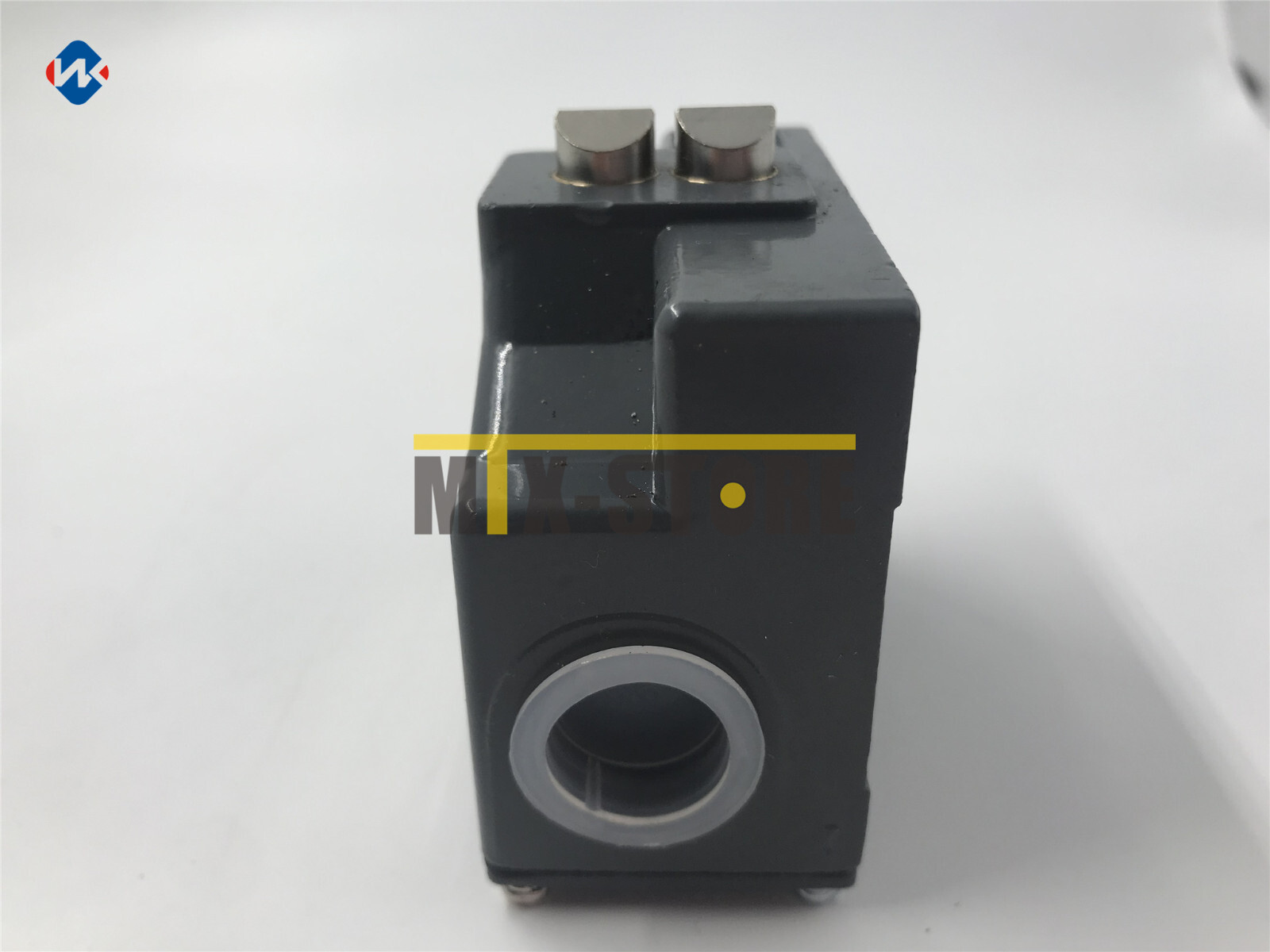 1PCS NEW IN BOX EUCHNER Travel Switch SN02D12-502-M | eBay