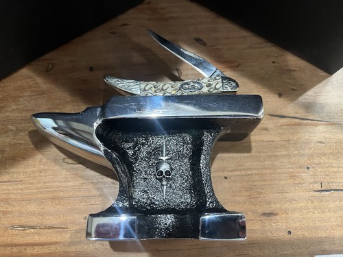Case XX Scull 2LB Display Anvil. Very Cool! Knife Not Included | eBay