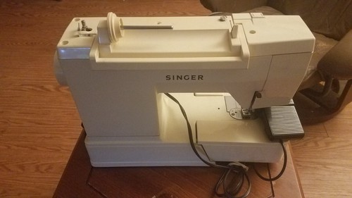 Singer Sewing Machine Model 7033 w/ Pedal *Working* | eBay