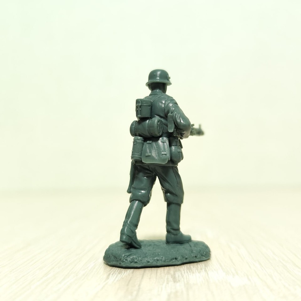 Hanomak Toy Soldiers WW2 German Soldiers Dog Of Reich Scale 1/32 ...
