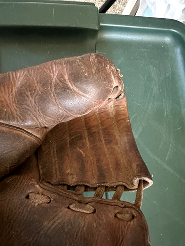 1930s–40s Wilson A2220 Two-Finger Baseball Glove – Patent 223120–241110 ...