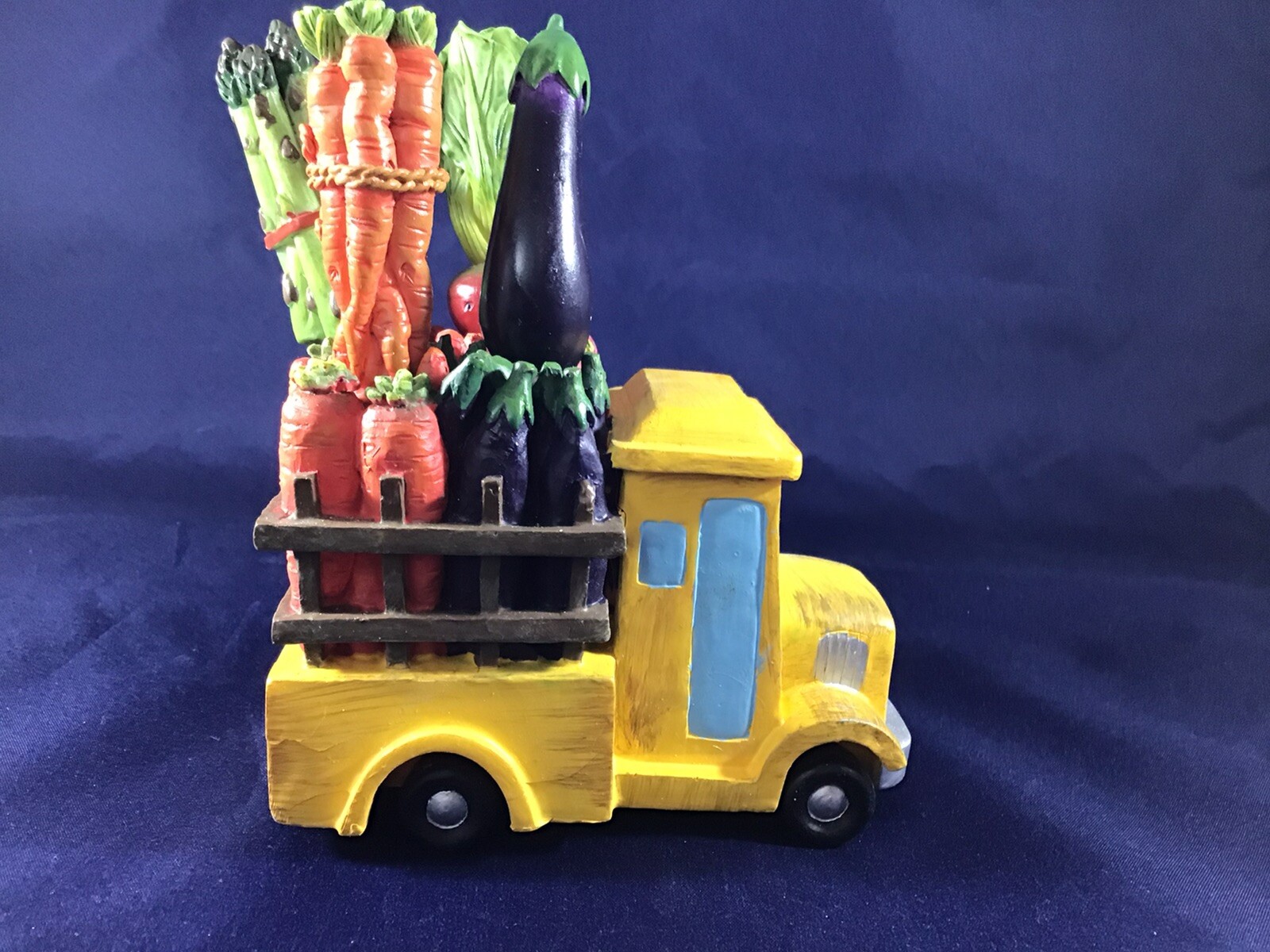Boston Warehouse Veggie Truck Spreader | eBay