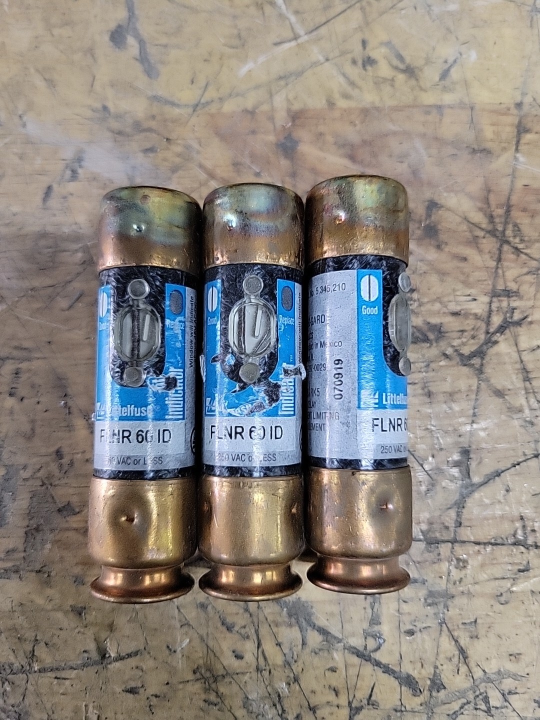 1-Lot of 3 LITTELFUSE FLNR-60-ID TIME-DELAY FUSE, CLASS RK5, 250-VOLT ...