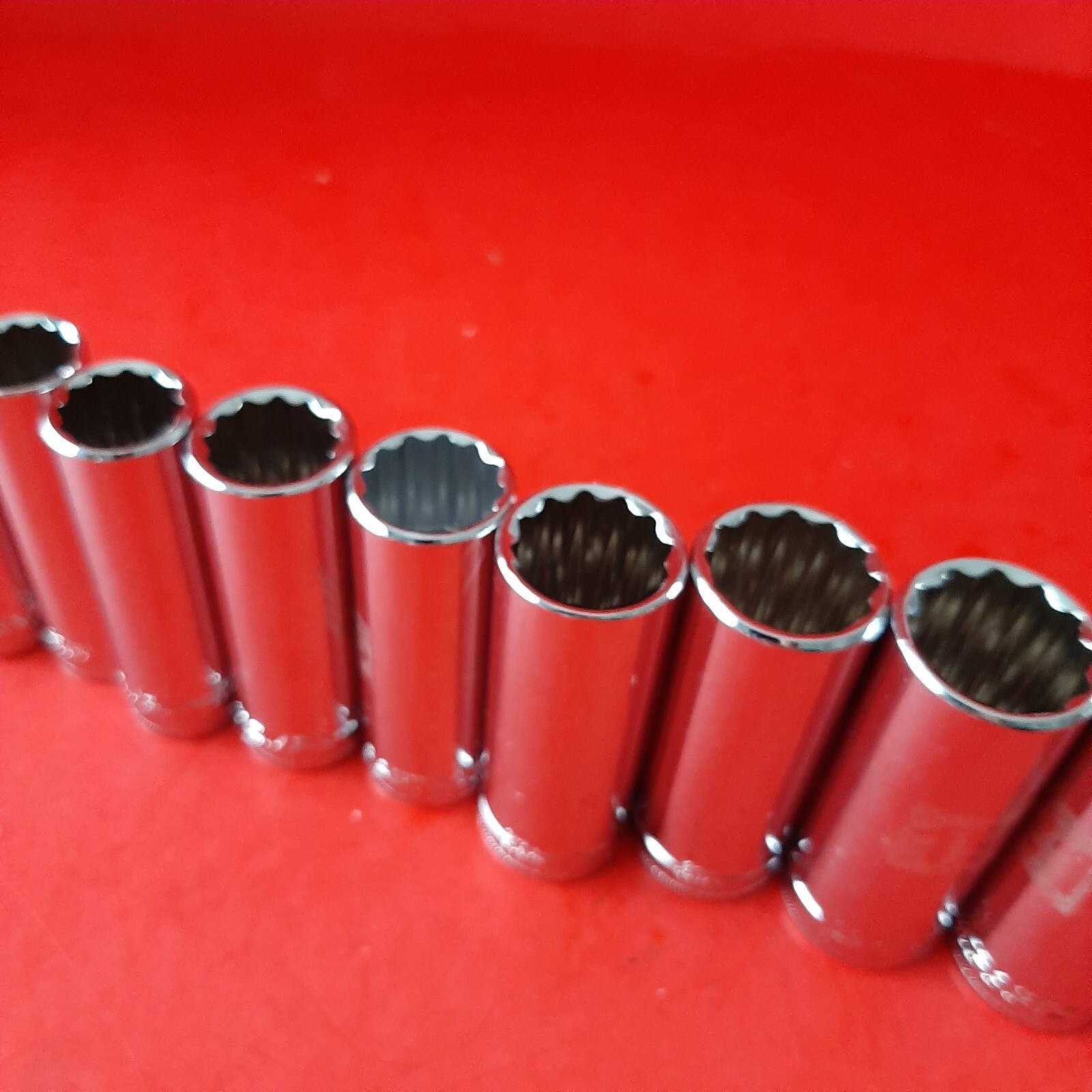 Craftsman Easy Read 13 Piece 3/8 Dr 12pt Deep Metric Socket Set 9-19 ...