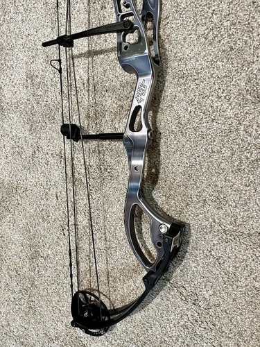 PSE Xpression 40 RH 26-31.5” 50-60 Target Competition Bow Shoot Through Riser | eBay