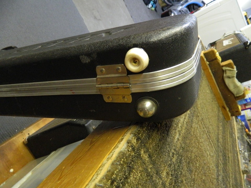 c.1993 Carvin DC-135, Super Light! Neck-Thru, Clean! We Ship Worldwide ...