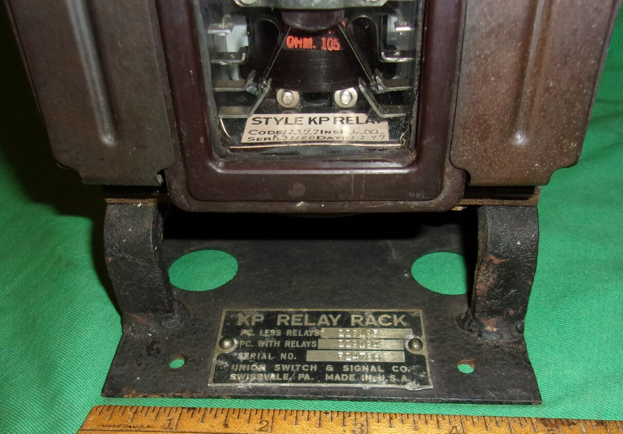 KP Relay Rack Union Switch & Signal Co. 16-Contact Clean! 1947 Insp ...