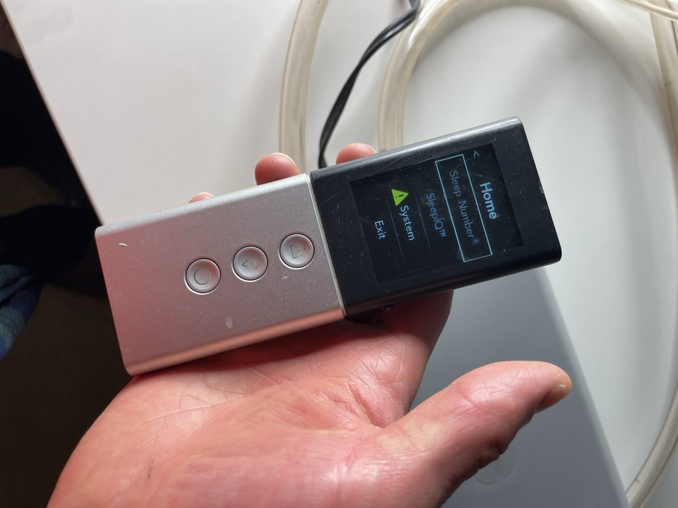 Select Comfort Sleep Number - Dual Hose Pump & Wireless Remote ...