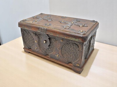 Antique Wooden Storage Chest Box Original Old Fine Hand Carved Metal ...