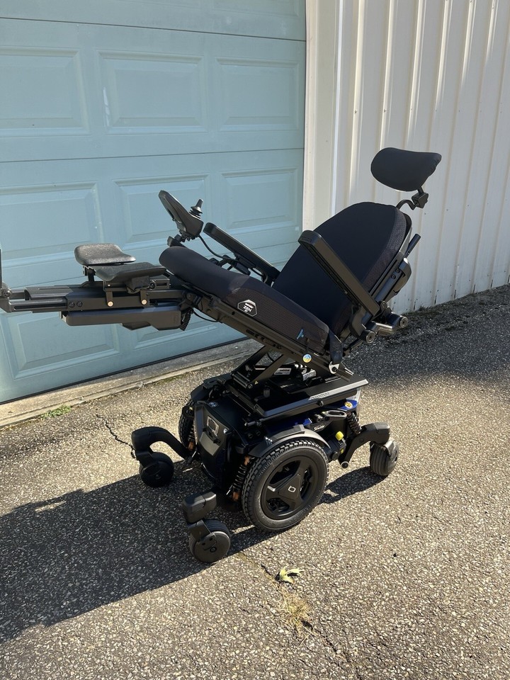 Quantum Q6 Edge 3 Stretto Power Chair - Excellent Condition | eBay