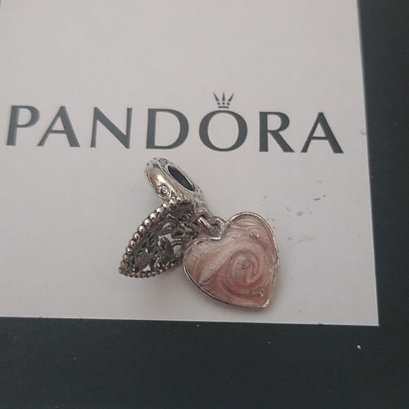 Authentic Pandora Love Makes A Family Heart Dangle Ch… - Gem