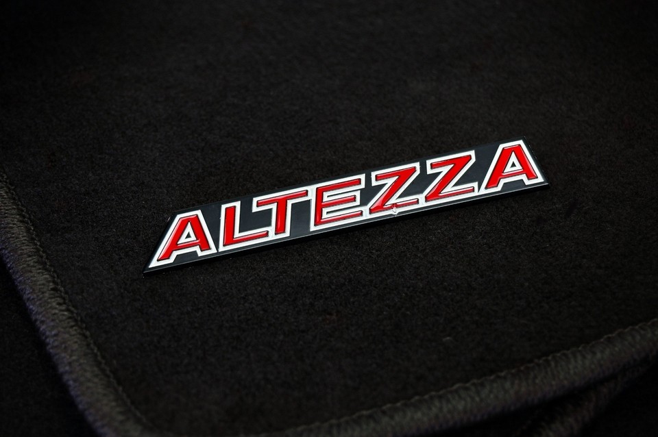 Custom Fit Black Carpets Floor Mats w/ Altezza Emblems For 01-05 Lexus ...