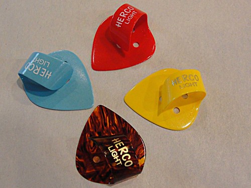 Herco HE111 Flat Thumbpicks CELLULOID THUMB PICKS 4 PICKS Light | eBay