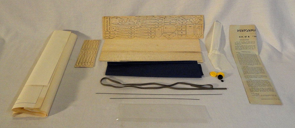 LOOK! VINTAGE PERFORMANCE KITS "HORNET MOTH" BALSA WOOD FREE FLIGHT ...