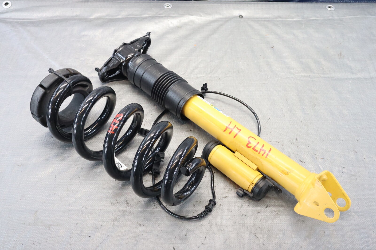 2021 2022 DODGE DURANGO SRT HELLCAT OEM BILSTEIN LH REAR SHOCK & SPRING ...