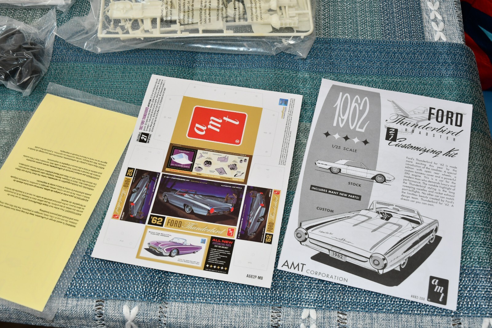 AMT 1962 Ford Thunderbird Model KIT 30081 1/25 No Box Complete | eBay