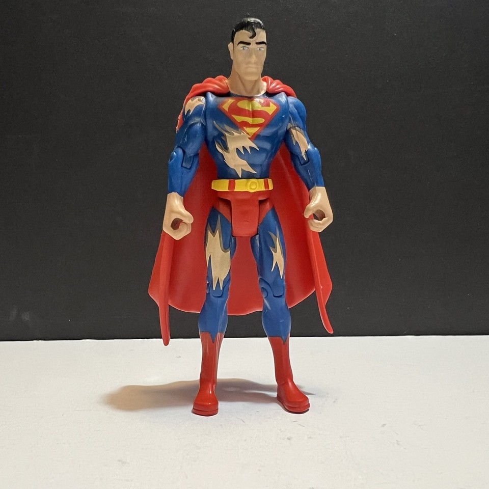 DC Universe Infinite Heroes Crisis Battle Damaged Superman 3.75" Action ...