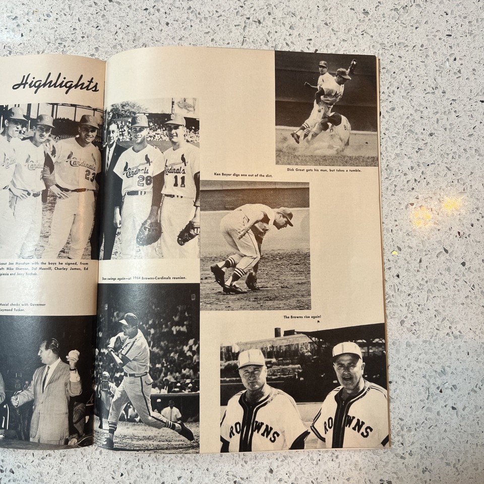 1965 ST LOUIS CARDINALS Yearbook BOB GIBSON LOU BROCK CURT FLOOD BILL ...
