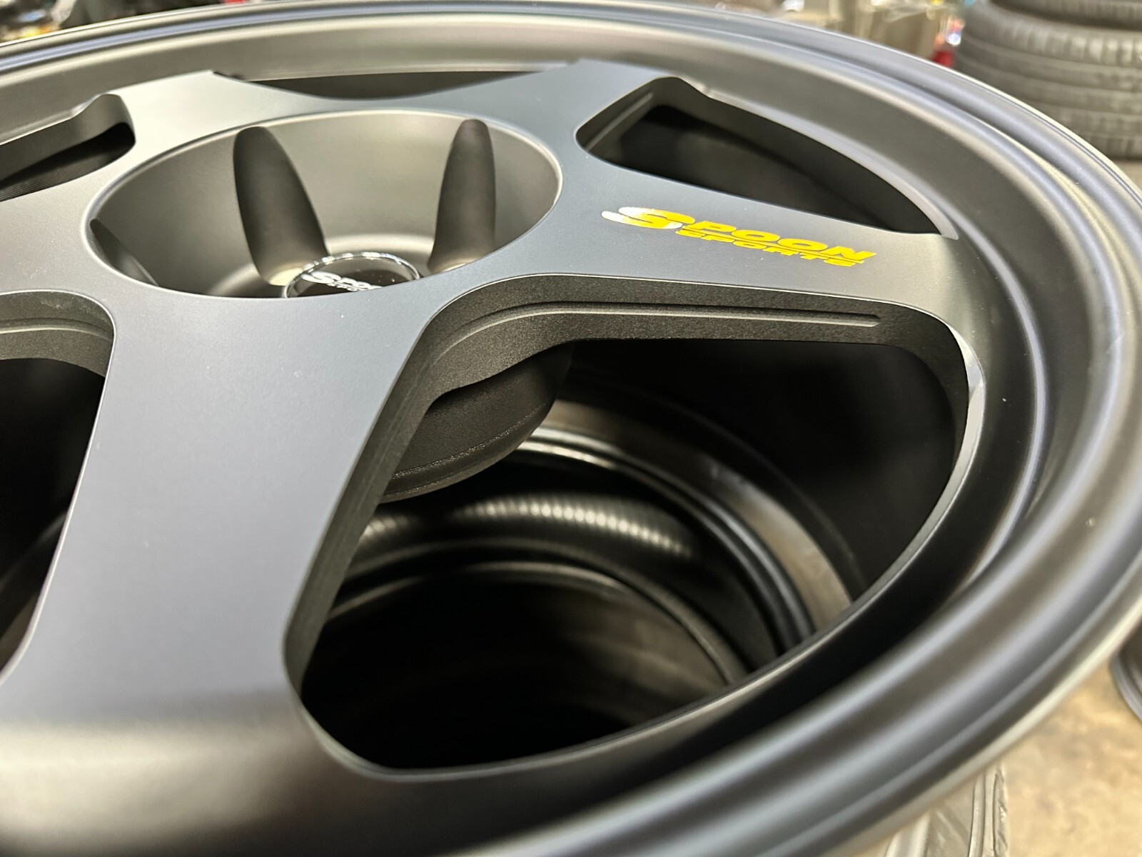 18x9.5 ET44 AOW SPOON BLACK (4 Wheel) 5x120 FK8 Honda Civic Type R FL5 ...