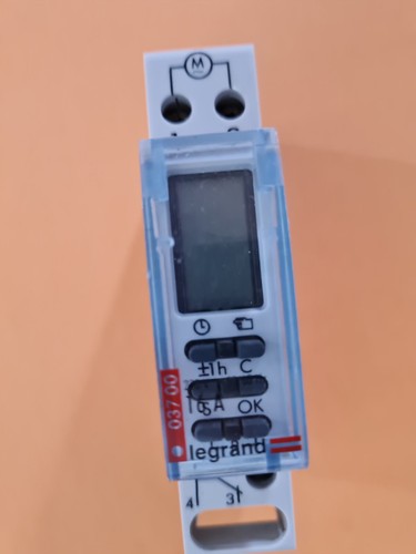 LEGRAND 03700 Microrex D11 , R100H INTER HORAIRE | eBay