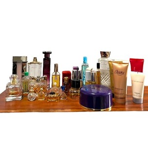 Vintage Vogue Scarce Beauty | eBay Stores