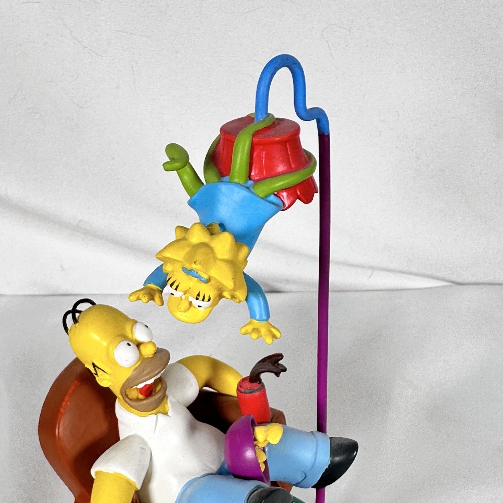 Simpsons Hamilton Treehouse of Horror UFM Unidentified Flying Maggie ...