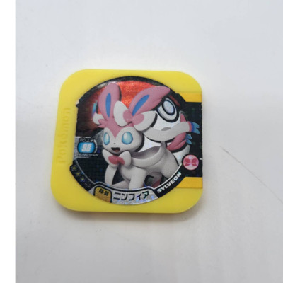 Sylveon official Tretta Japanese Arcade Token Coin Pokemon battrio HOLO ...