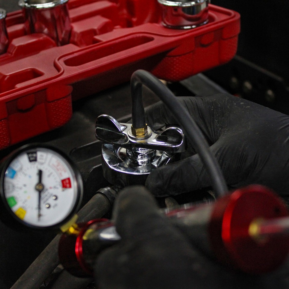 ABN | Radiator Pressure Tester Kit Coolant Tester Radiator Cap Tester ...