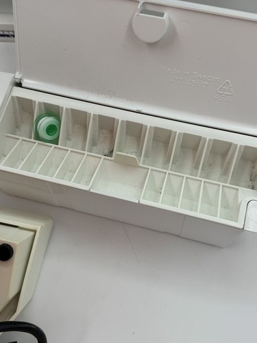 Husqvarna Viking Daisy Sewing Machine w Foot Pedal S2 25 S225 | eBay