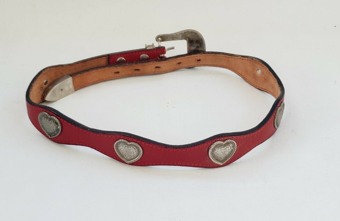 Circle Y of Yoakum Sz 26 Leather Western Belt Heart Conchos Alpaca ...