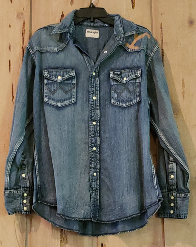 Wrangler Yellowstone Dutton Ranch Men's Large Denim Pearl Snap Long ...