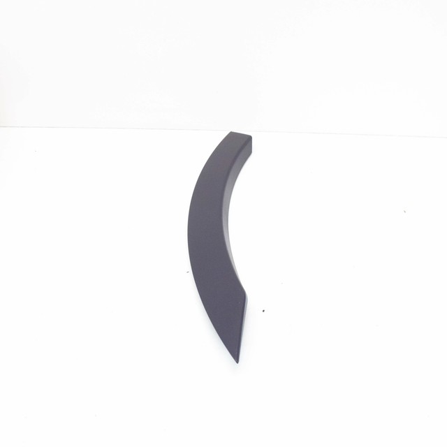 Land Rover Discovery L462 Rear Right Wheel Arch Molding LR117002 ...