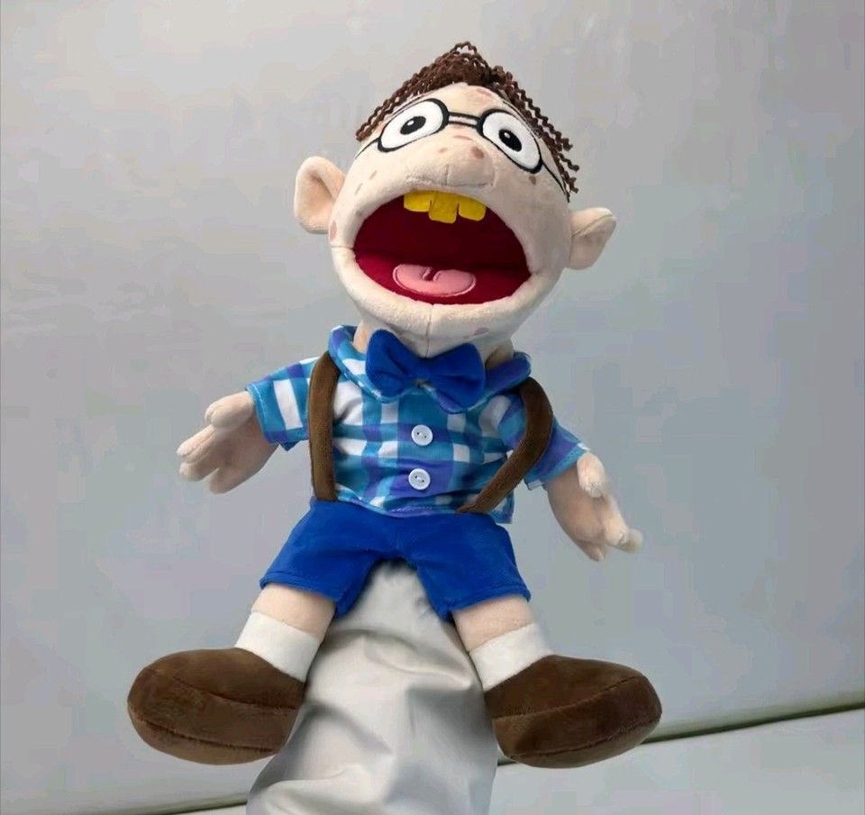 Cody SML Inspired Custom Puppet With Hand Insert Control 40cm Cody ...