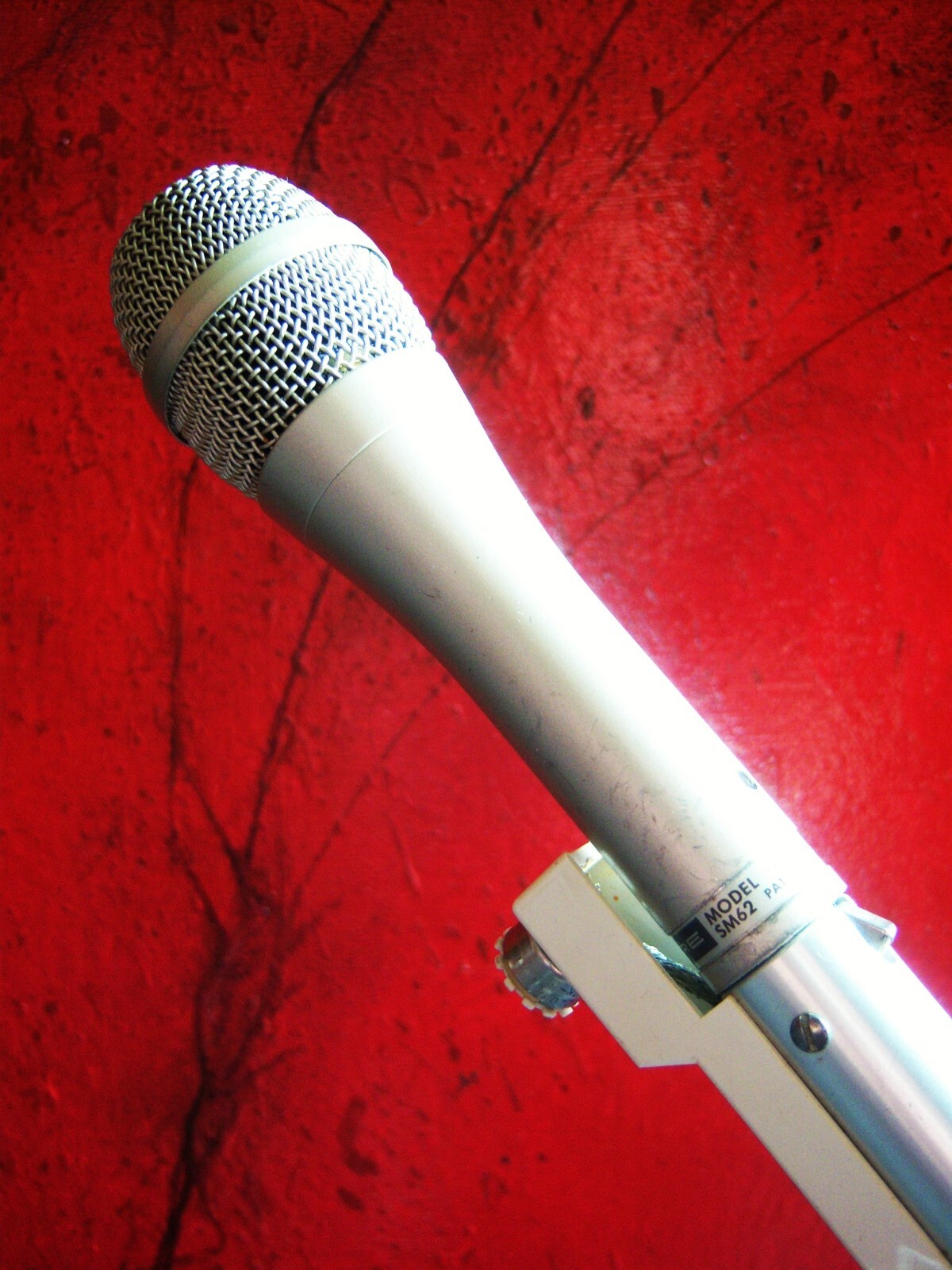 Vintage 1980's Shure SM-62 dynamic cardioid microphone USA Low Z w ...